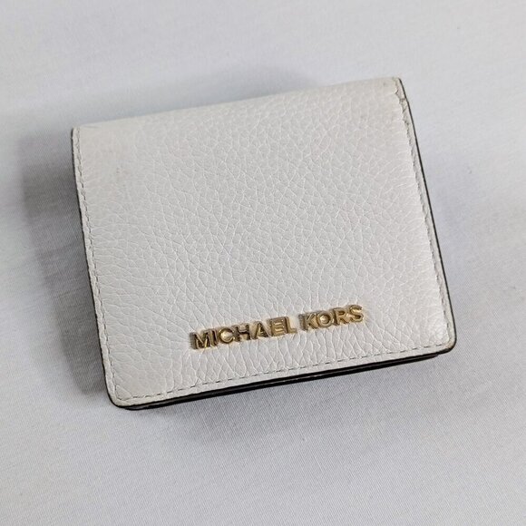 Michael Kors | Bags | Michael Kors Jet Set White Pebbled Leather Wallet ...
